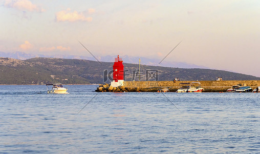 克尔克镇灯塔，克罗地亚高清摄影大图-千库网