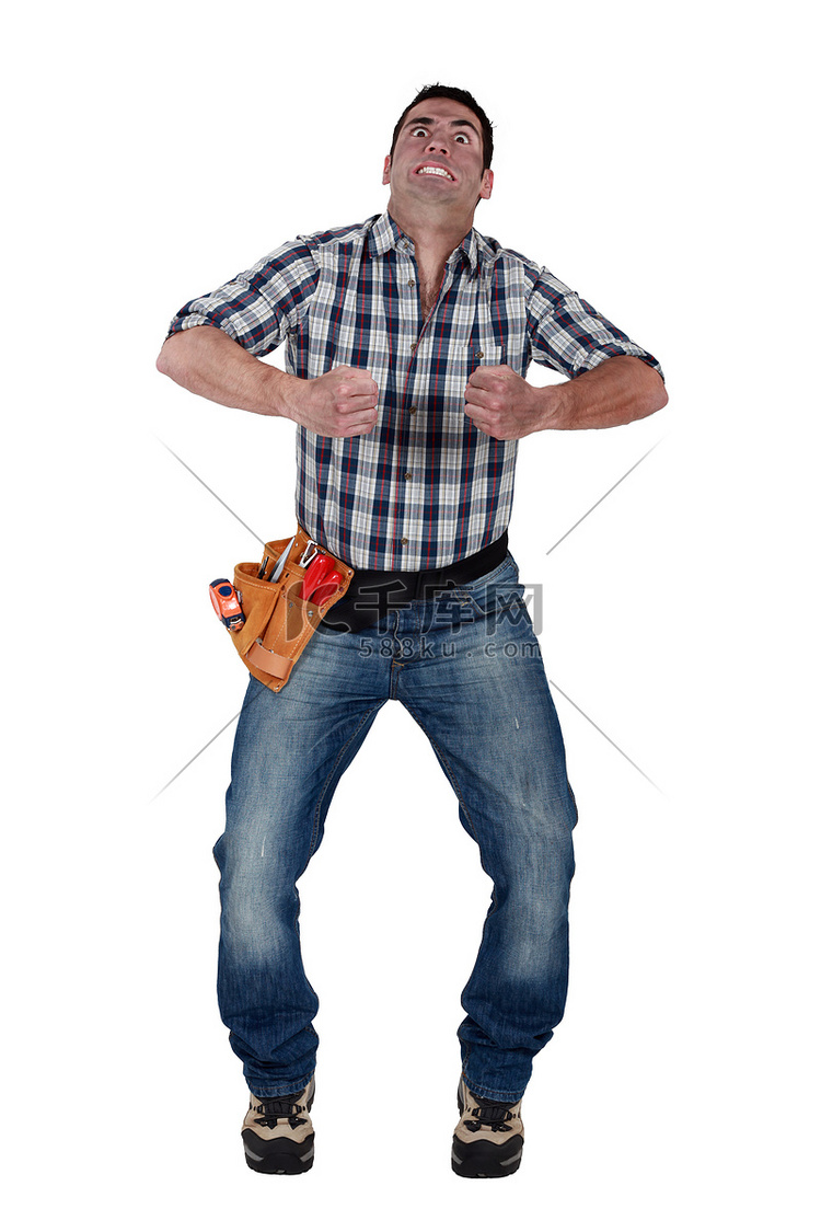 抓住一个看不见的物体的人高清摄影大图-千库网