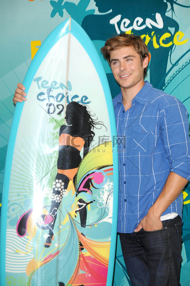 扎克·埃夫隆/ImageCollect高清摄影大图-千库网