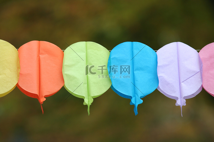 纸花环高清摄影大图-千库网