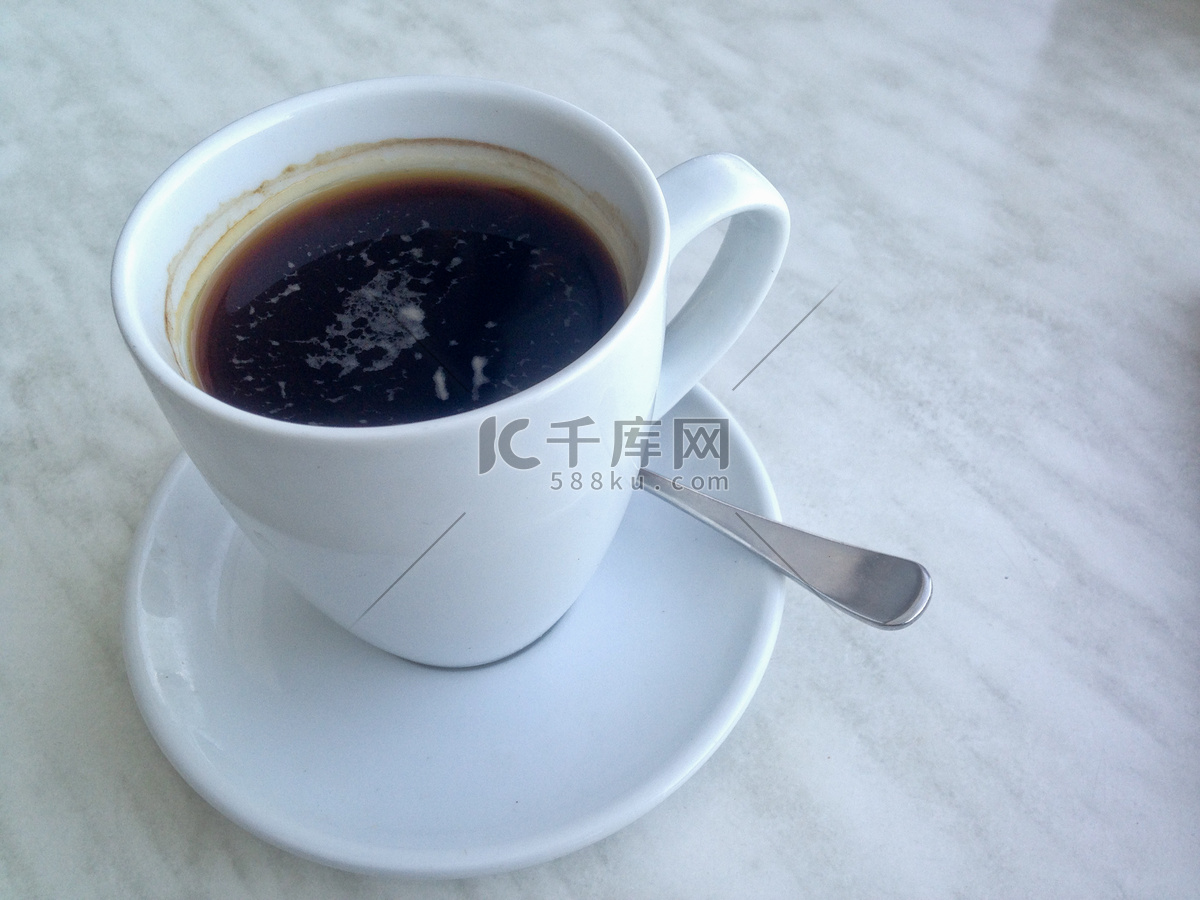 深黑色热咖啡高清摄影大图-千库网