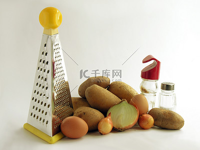 烹饪土豆煎饼的蔬菜高清摄影大图-千库网