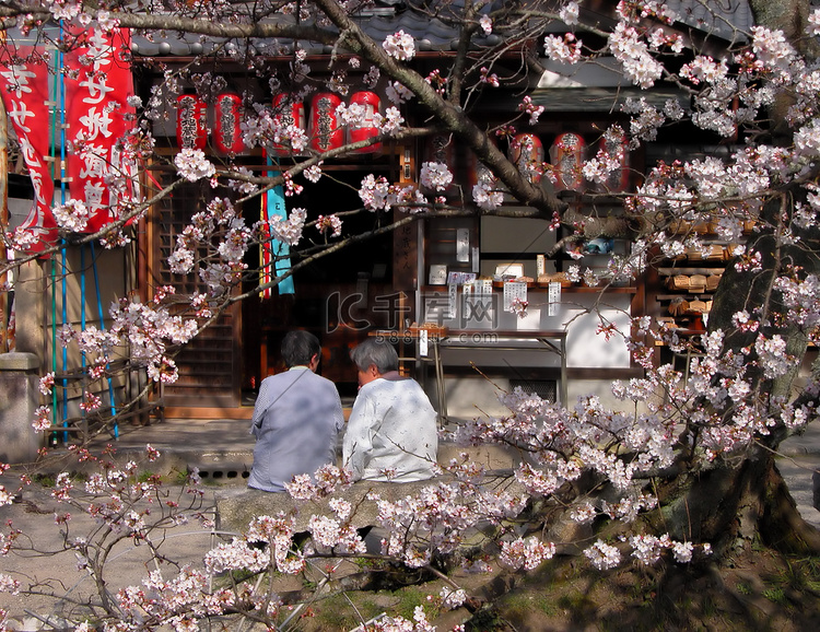 谈论...关于天气高清摄影大图-千库网