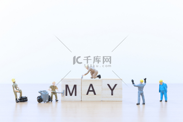 可以与 Miniature people worker 交谈高清摄影大图-千库网