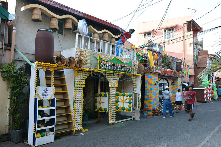 位于 Cainta、Rizal、Philipp 的 Sumbingtik Festival 房屋装饰立面高清摄影大图-千库网