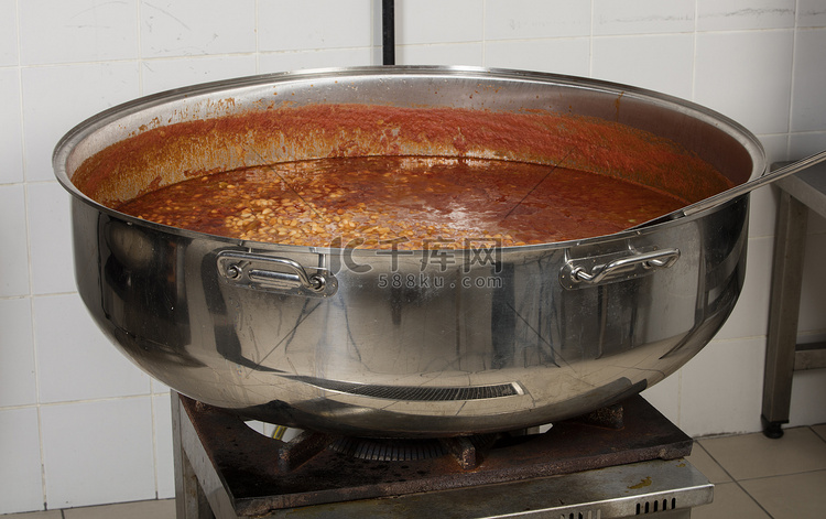 工业烹饪餐厅厨房设备-煮豆子高清摄影大图-千库网