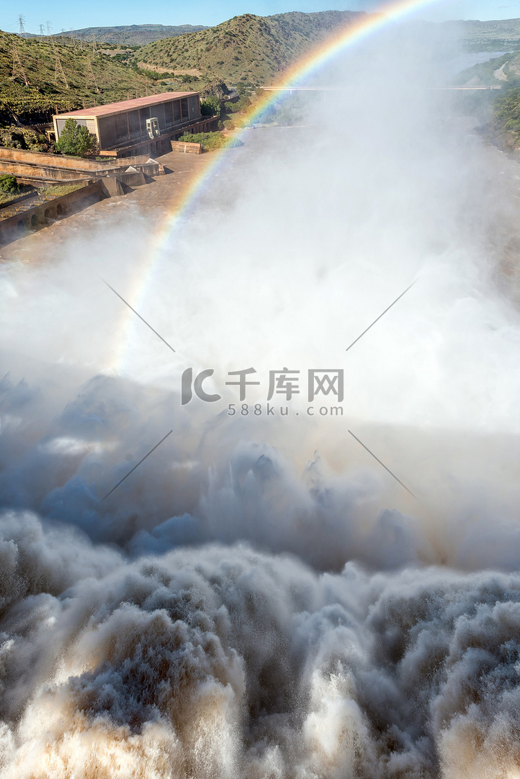 Gariep 大坝泛滥。高清摄影大图-千库网