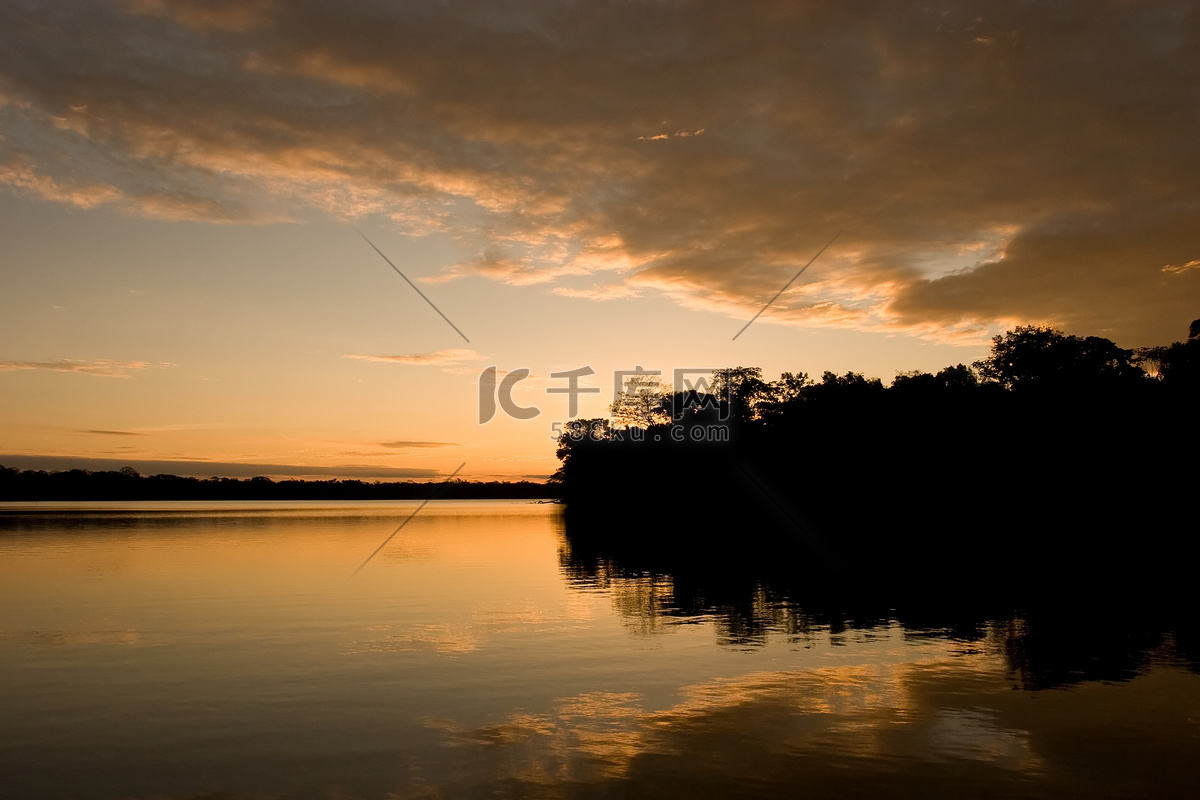 桑多瓦尔湖高清摄影大图-千库网