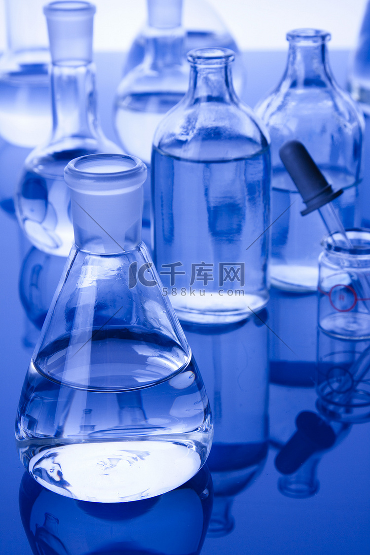 实验室玻璃器皿高清摄影大图-千库网