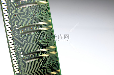 从下方看到的 Ram 内存。高清摄影大图-千库网