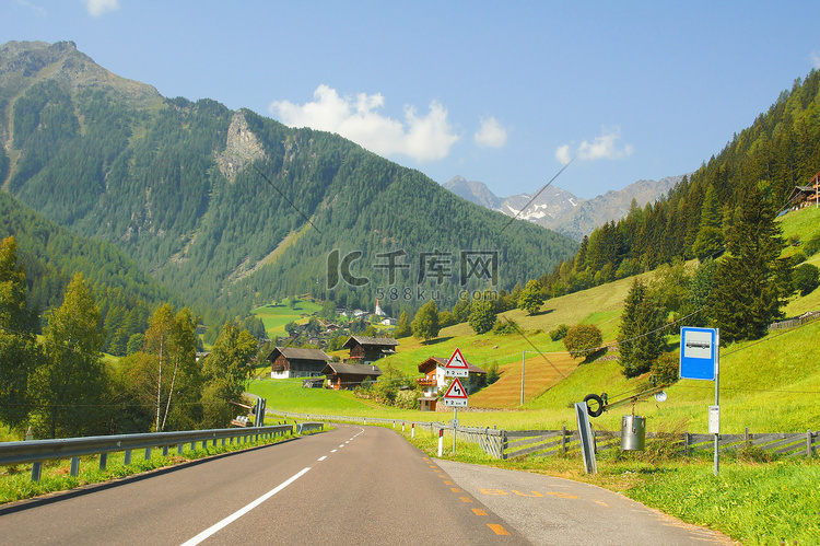 Ultental 靠近 Sankt Gertraud高清摄影大图-千库网