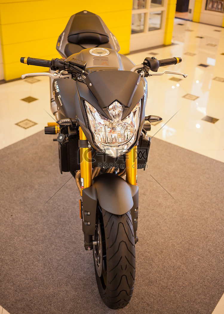 雅马哈 FZ8 展出高清摄影大图-千库网