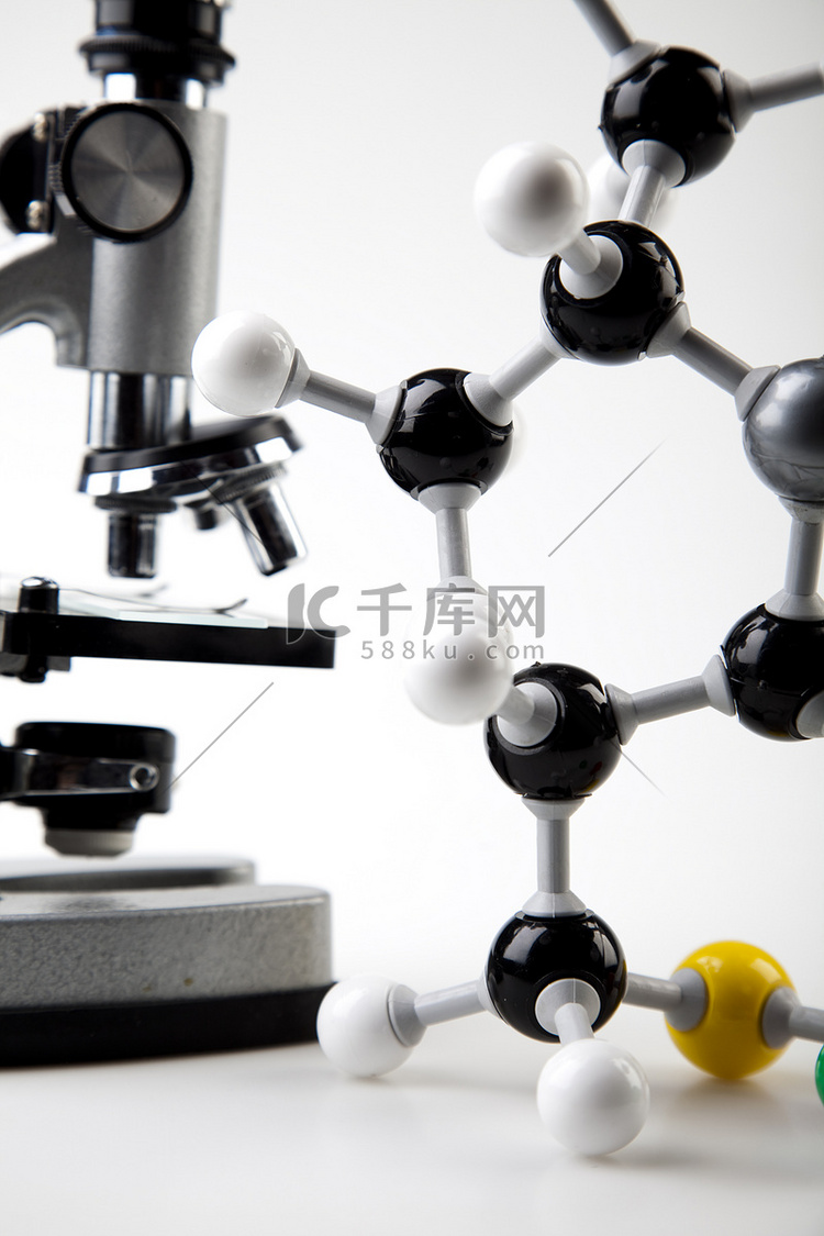 生物化学和原子，明亮的现代化学概念高清摄影大图-千库网