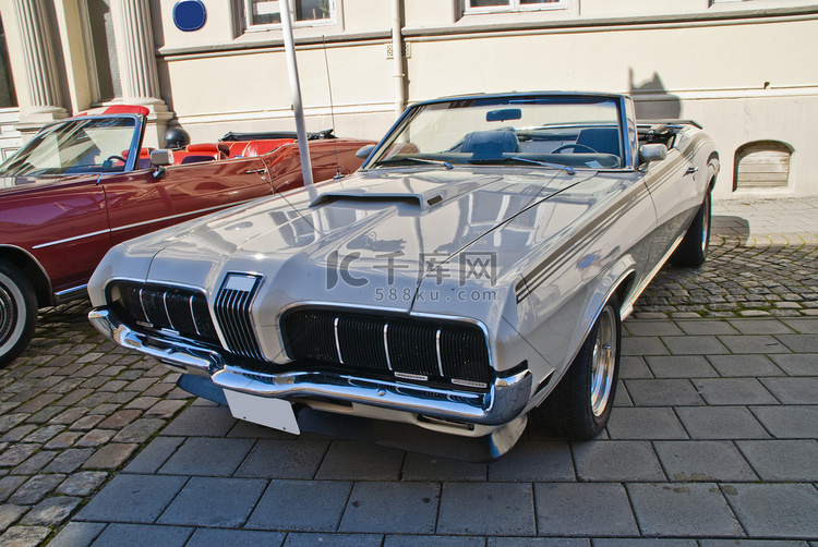 1970 水星美洲狮 xr7 敞篷车，角度 1高清摄影大图-千库网