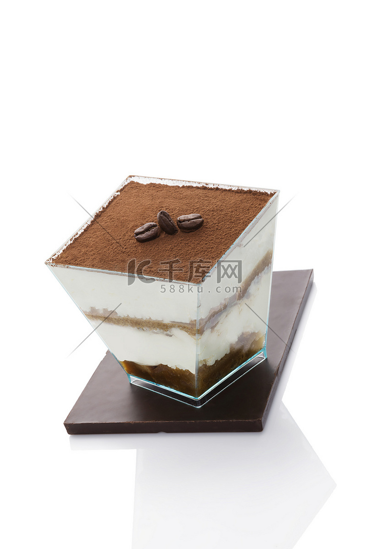 提拉米苏甜点。高清摄影大图-千库网