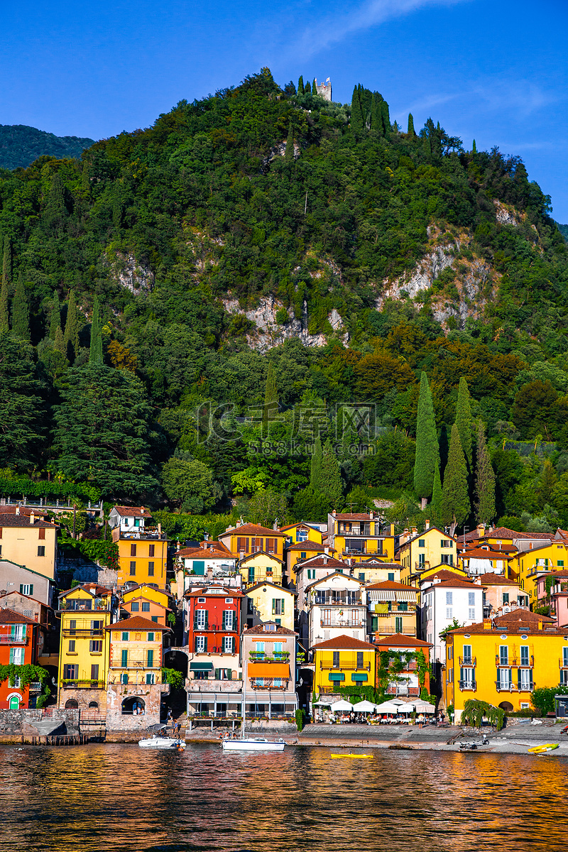 意大利科莫湖 Bellagio 村的街景。高清摄影大图-千库网