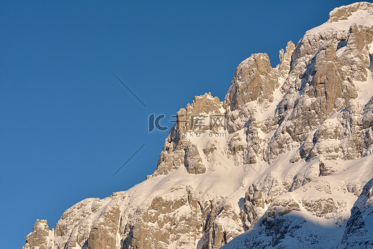 罗马尼亚 Bucegi 山的高山景观高清摄影大图-千库网