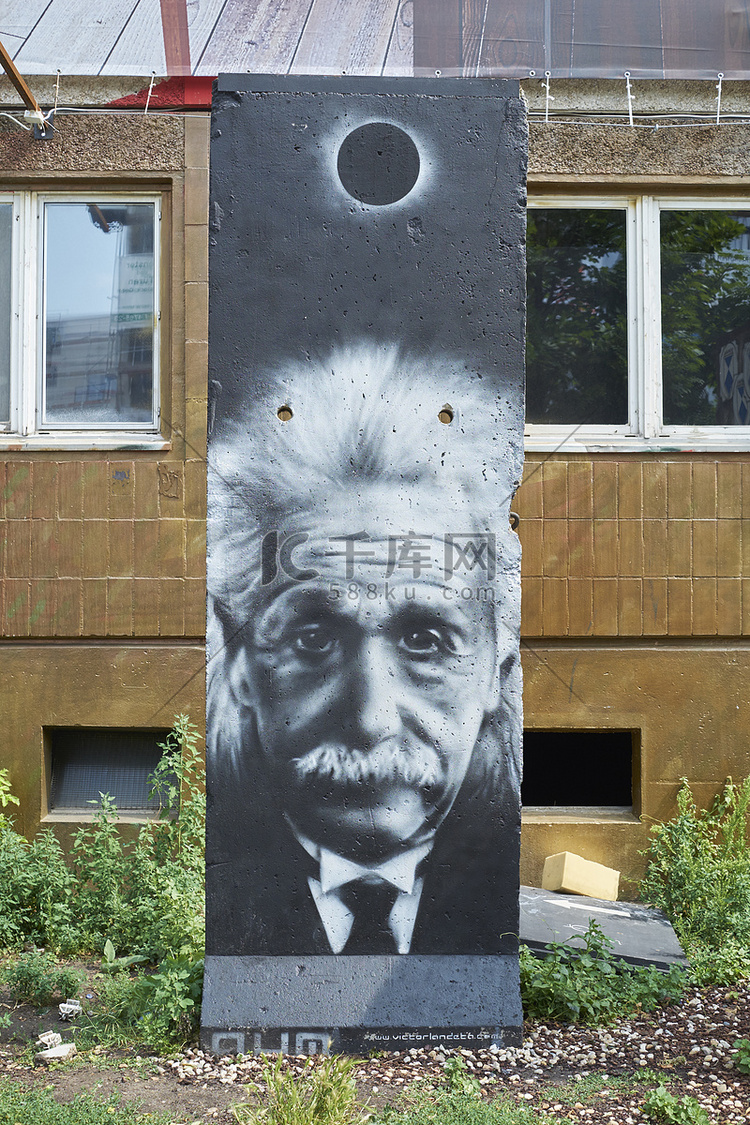 阿尔伯特·爱因斯坦墙上的涂鸦高清摄影大图-千库网