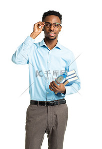 有书和瓶的愉快的非裔美国人的大学生高清摄影大图-千库网