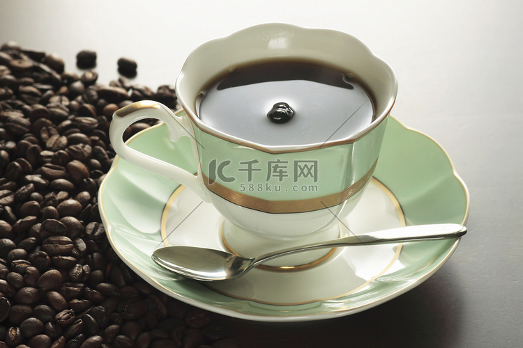 一杯热咖啡高清摄影大图-千库网