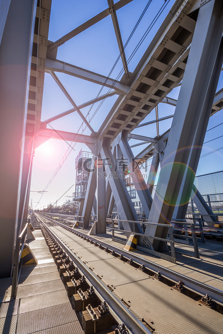 铁路桥高清摄影大图-千库网