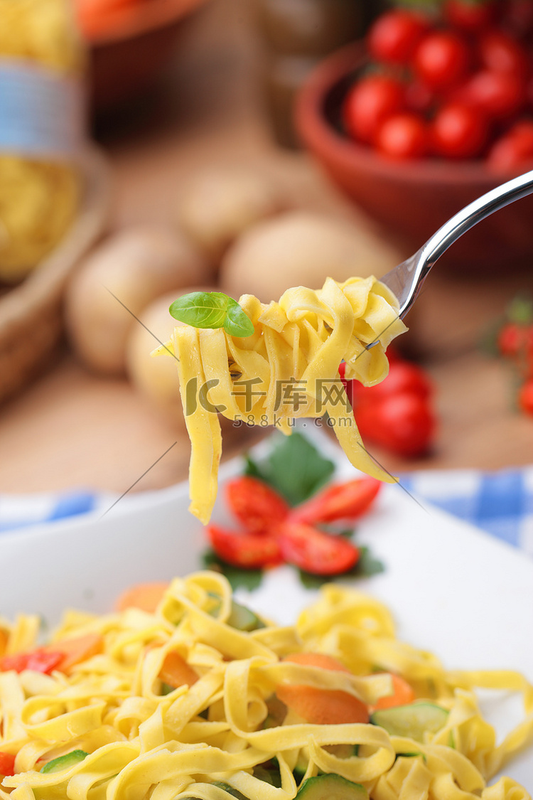 面条高清摄影大图-千库网