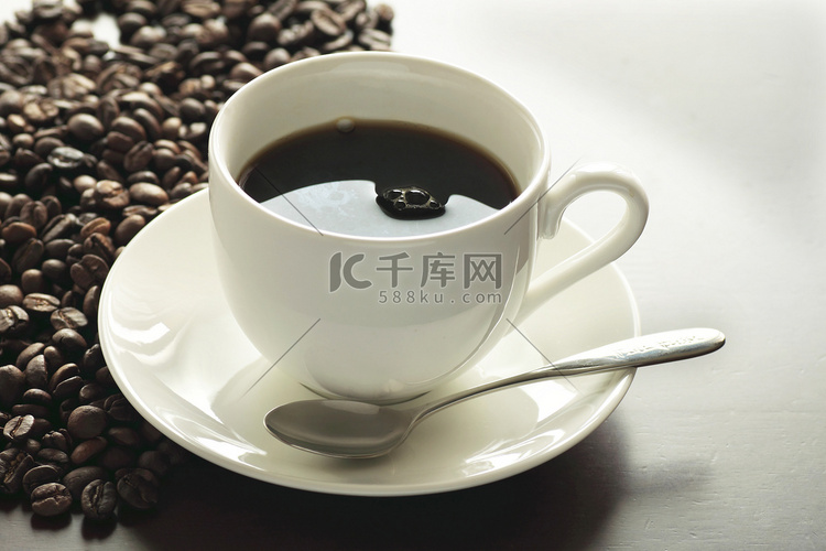 一杯热咖啡高清摄影大图-千库网