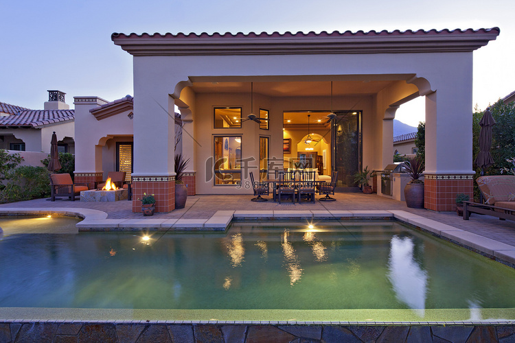 豪宅游泳池景观高清摄影大图-千库网