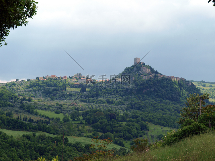 Val dOrcia 的景观高清摄影大图-千库网