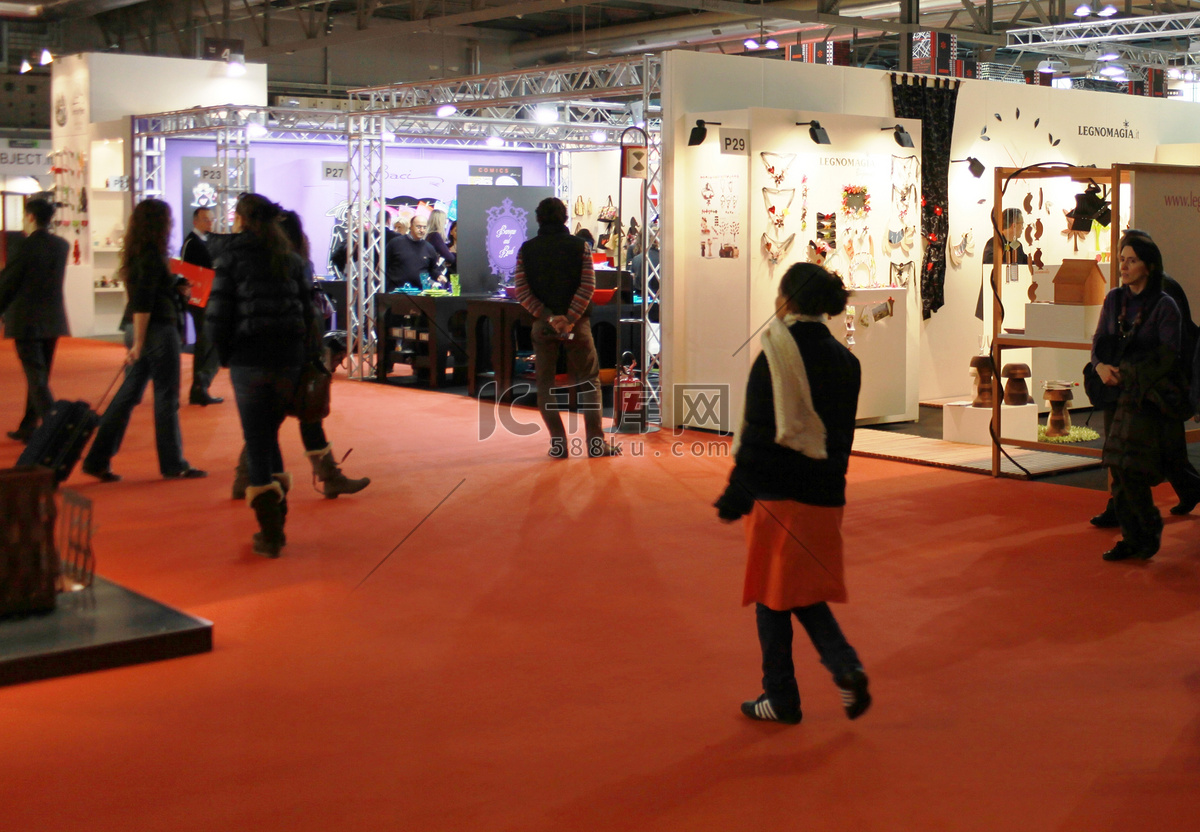 “Macef，国际家居展”高清摄影大图-千库网