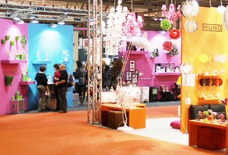 “Macef，国际家居展”高清摄影大图-千库网