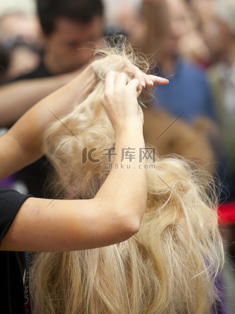 发型高清摄影大图-千库网