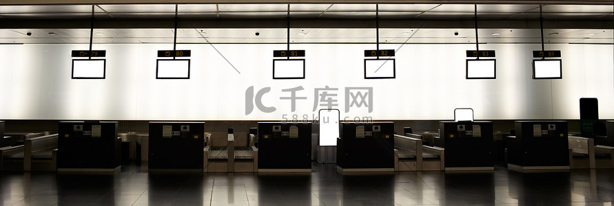 空荡荡的机场办理登机手续高清摄影大图-千库网