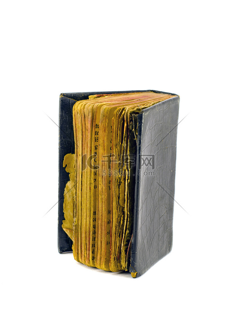 在白色隔绝的古老使用的祈祷书高清摄影大图-千库网