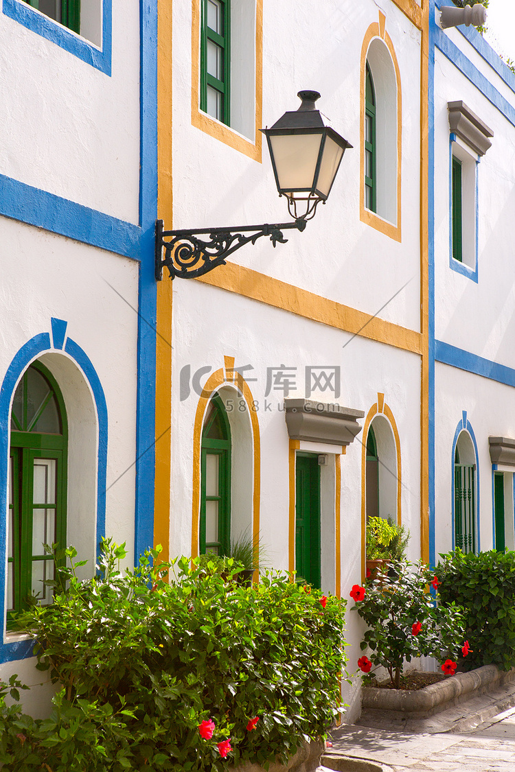 大加那利岛莫干港白房子高清摄影大图-千库网