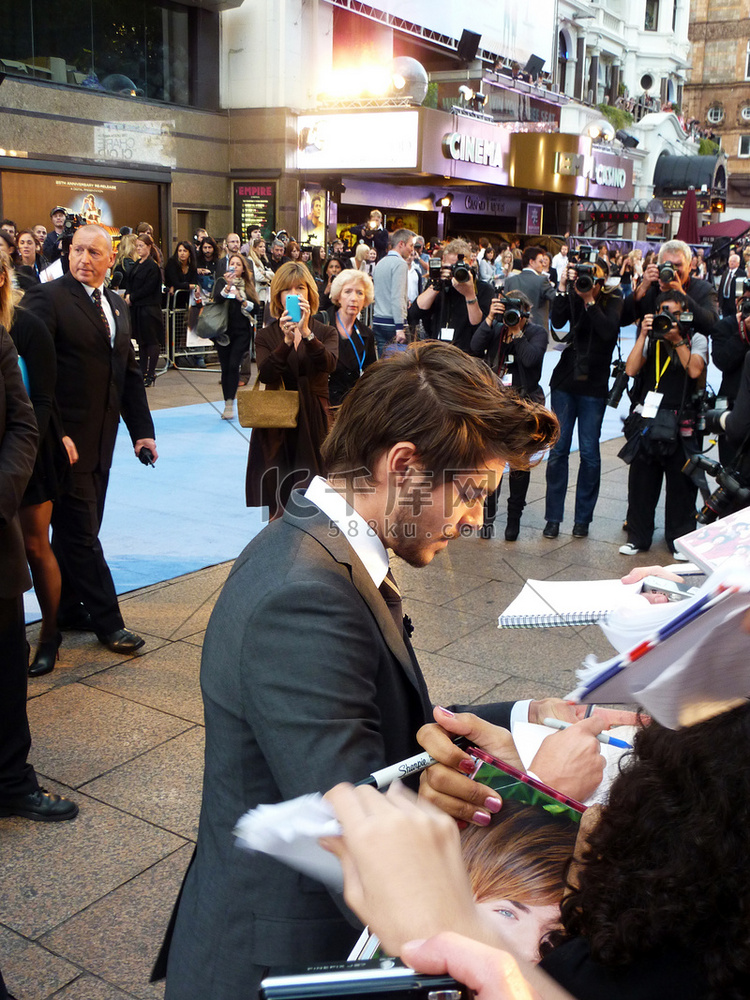 扎克·埃夫隆 (Zac Efron) 出席 2010 年 9 月 16 日在伦敦市中心举行的查理圣克劳德 (Charlie St Cloud ...