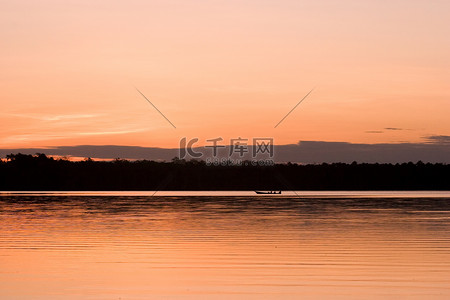 桑多瓦尔湖高清摄影大图-千库网