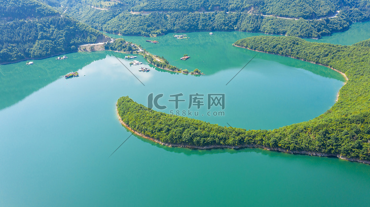 鸟瞰图 Vacha 大坝。高清摄影大图-千库网