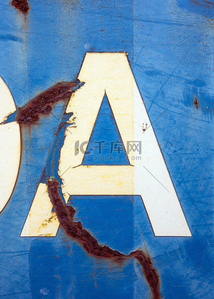 遇险状态排版中的书面措辞发现字母 A高清摄影大图-千库网