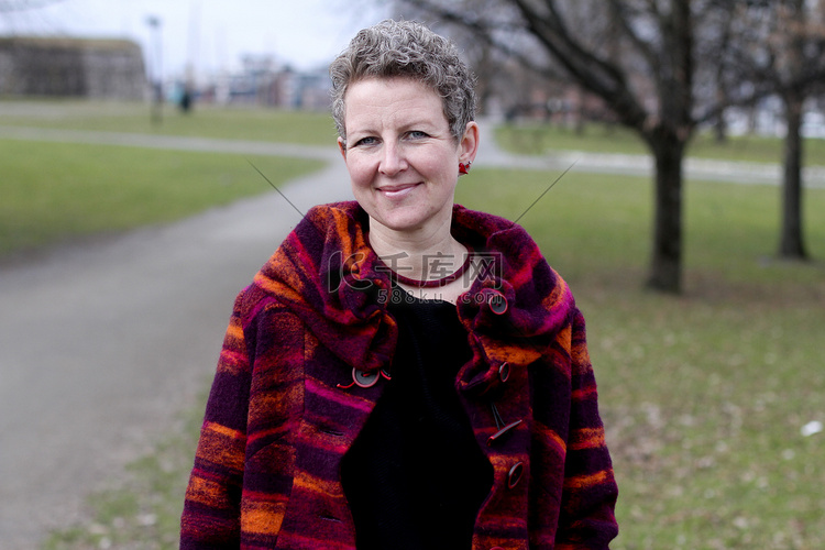 安妮·克里斯汀·伯格姆高清摄影大图-千库网