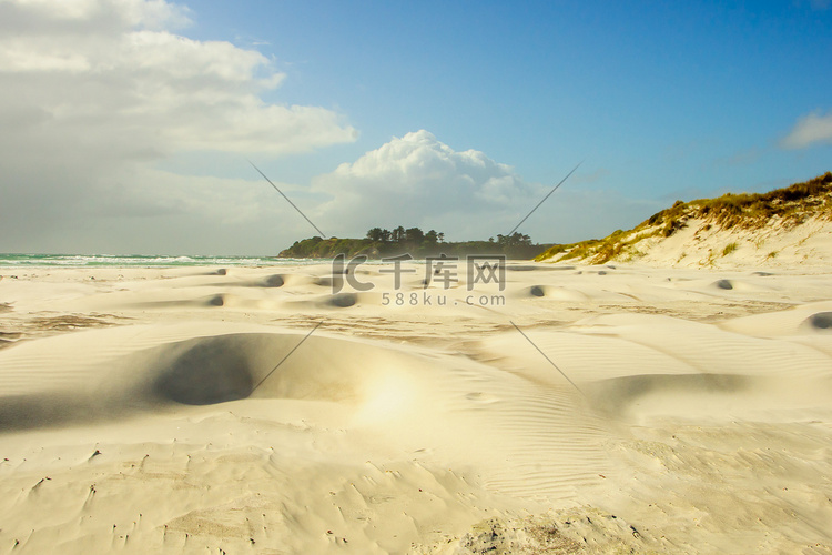 Aupouri 半岛的海滩和景观高清摄影大图-千库网