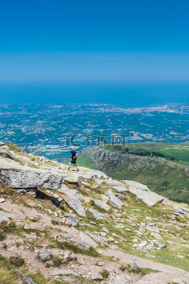 比利牛斯-大西洋的 Rhune 山高清摄影大图-千库网