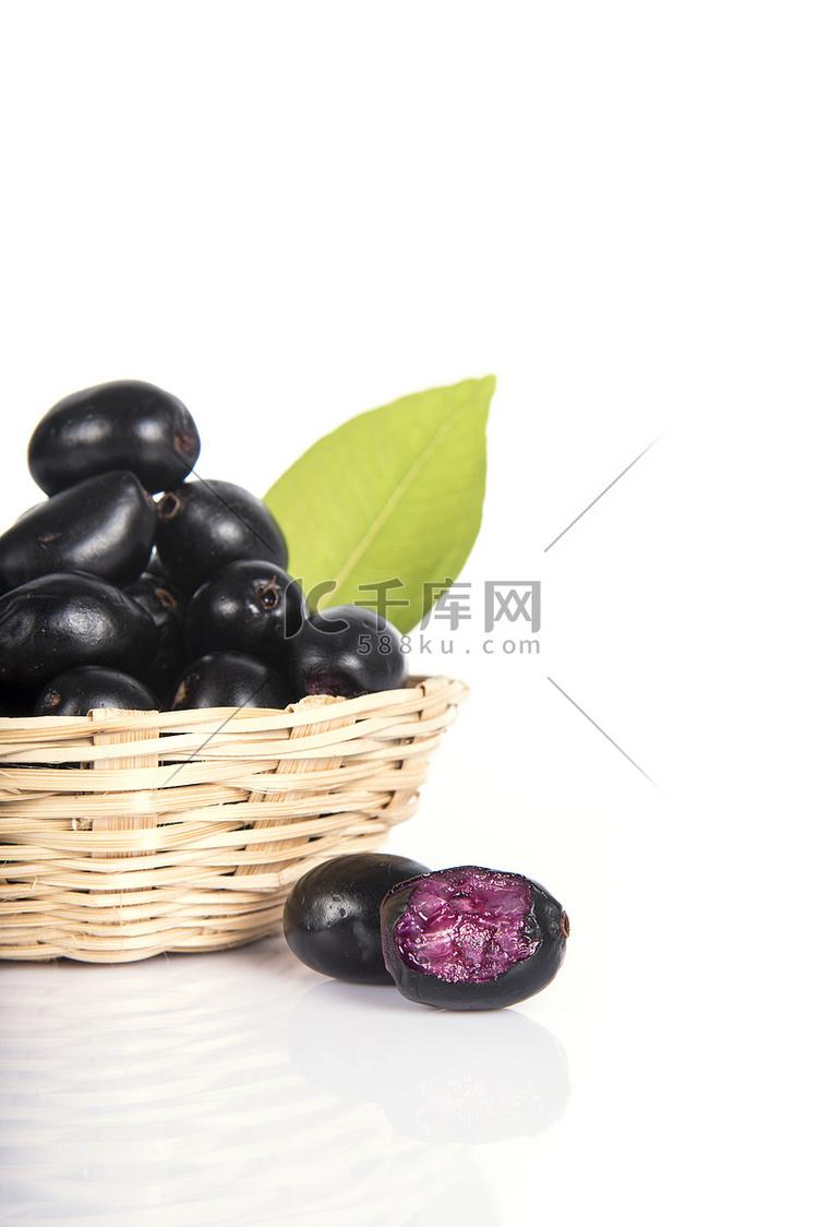 Jambolan 李子或爪哇李子 (Syzygium cumini)高清摄影大图-千库网