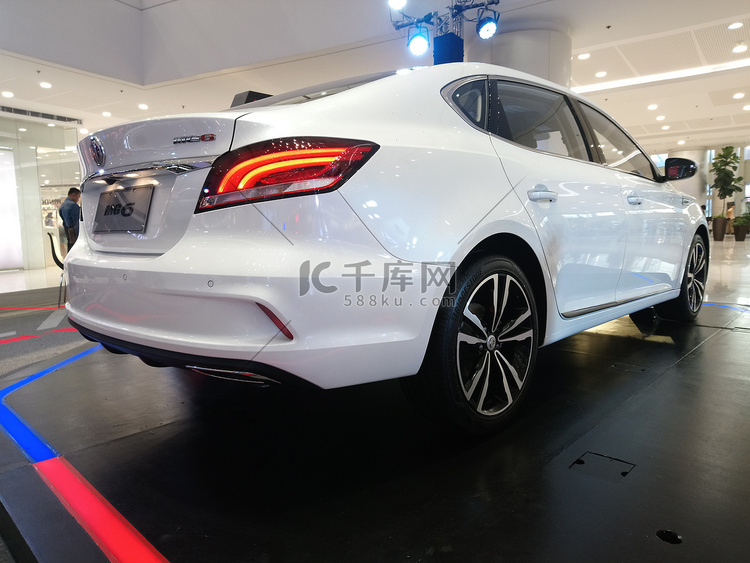 菲律宾曼达卢永的莫里斯 MG 6 车库高清摄影大图-千库网