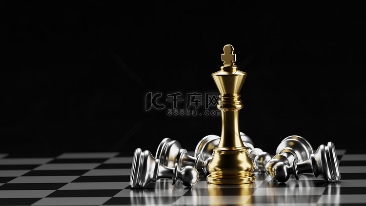 黄金国际象棋国王躺在棋盘上的银色棋子中。 高清摄影大图-千库网
