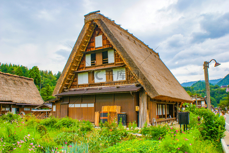 Shigo屋顶的Hakugakyo(Shirakawa-san)高清摄影大图-千库网