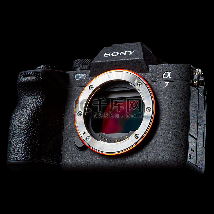 爱沙尼亚塔林，2022 年 5 月。索尼 Alpha 7 mark 4。索尼 a7m4 深色背景。高清摄影大图-千库网