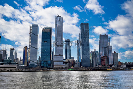 从哈德逊河看纽约市哈德逊广场的天际线发展景观高清摄影大图-千库网
