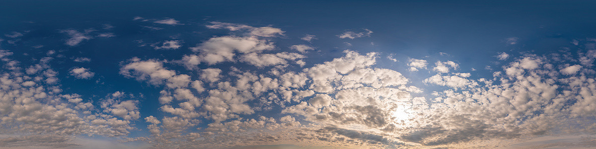 蓝天全景与卷云在无缝球形 equirectangular 格式。高清摄影大图-千库网
