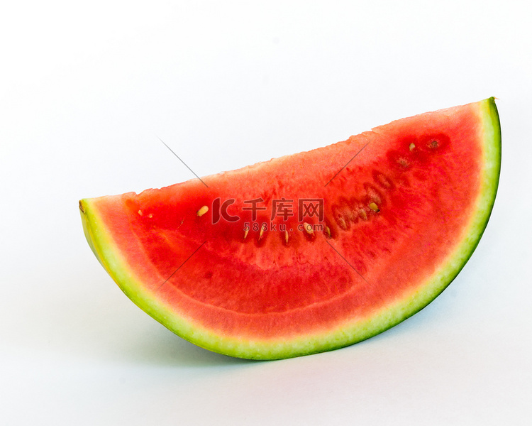 工作室拍摄白色迷你有机西瓜的单片切割高清摄影大图-千库网